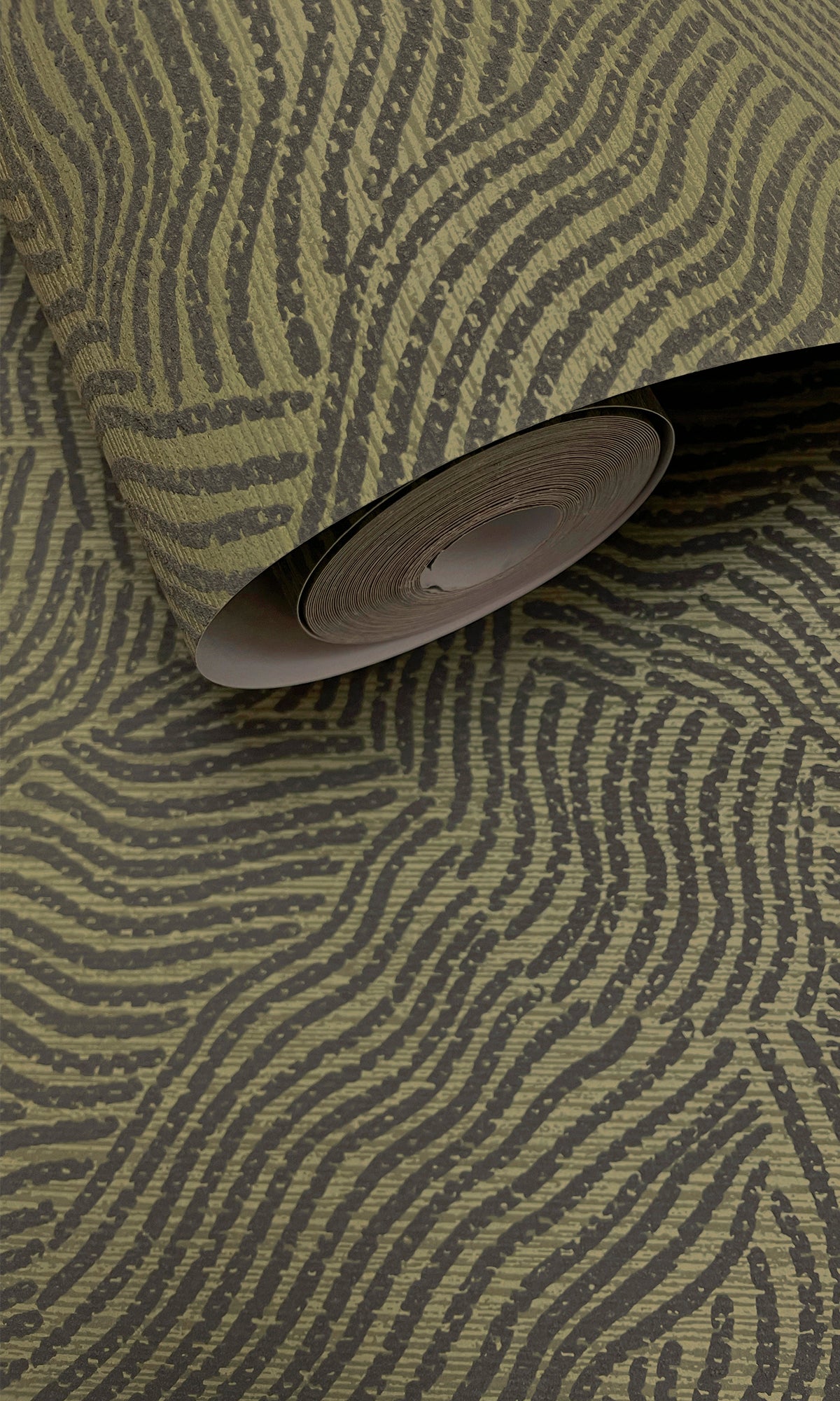 Olive Plain Rippled Sand Print Wallpaper R9551 – Walls Republic US